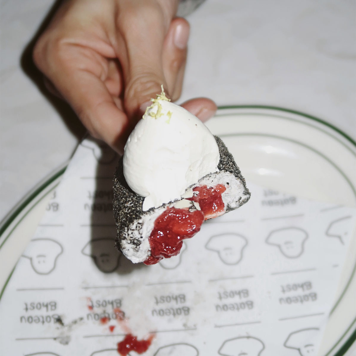 Gateau Ghost